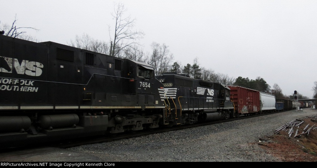 NS train #154 (Manifest) (Birmingham, AL - Linwood, NC) (pic 4)